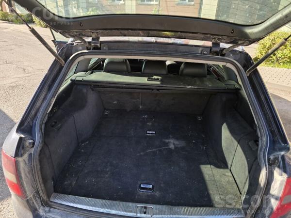 Zils Audi A6 2002 Rīga, ar dzinēja tilpumu 1.90 L un nobraukumu 0 tūkst. km par 450 €, foto 9 vietnē AUTOMOTO.COM.LV