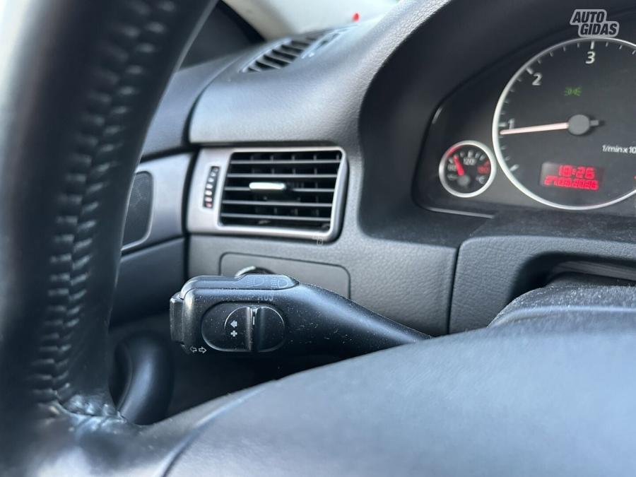 Синий Ауди А6 2003 в Вильнюс, объемом двигателя 1.90 л и пробегом 247 тыс. км за 2548 €, фото 24 на AUTOMOTO.COM.LV