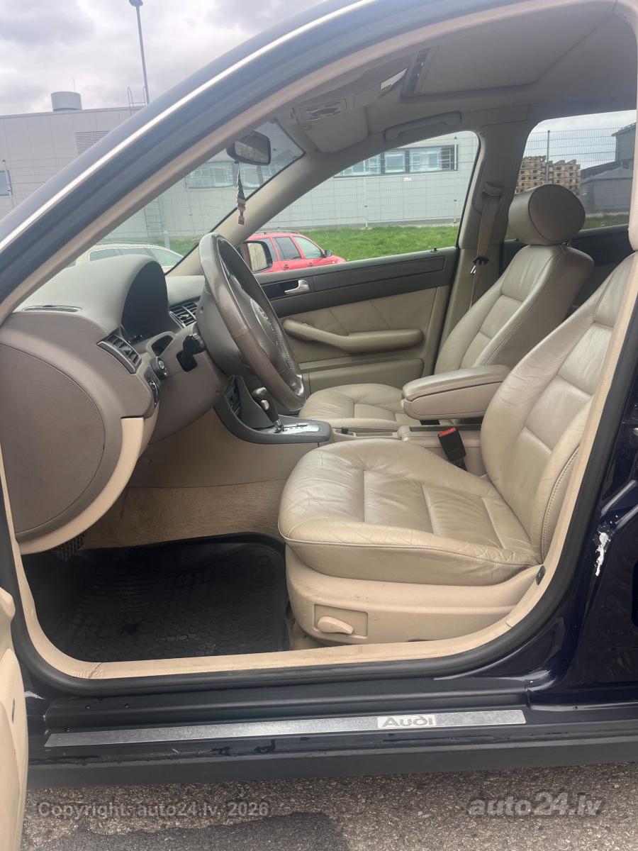 Zils Audi A6 2003 Tallina, ar dzinēja tilpumu 1.90 L un nobraukumu 383 tūkst. km par 1490 €, foto 10 vietnē AUTOMOTO.COM.LV