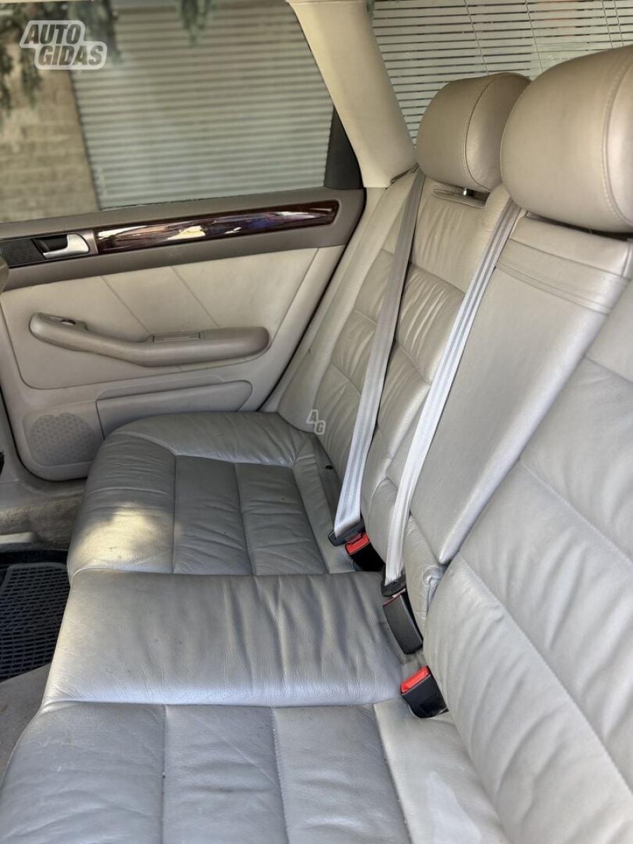 Zils Audi A6 2003 Kauņa, ar dzinēja tilpumu 2.50 L un nobraukumu 400 tūkst. km par 1200 €, foto 16 vietnē AUTOMOTO.COM.LV