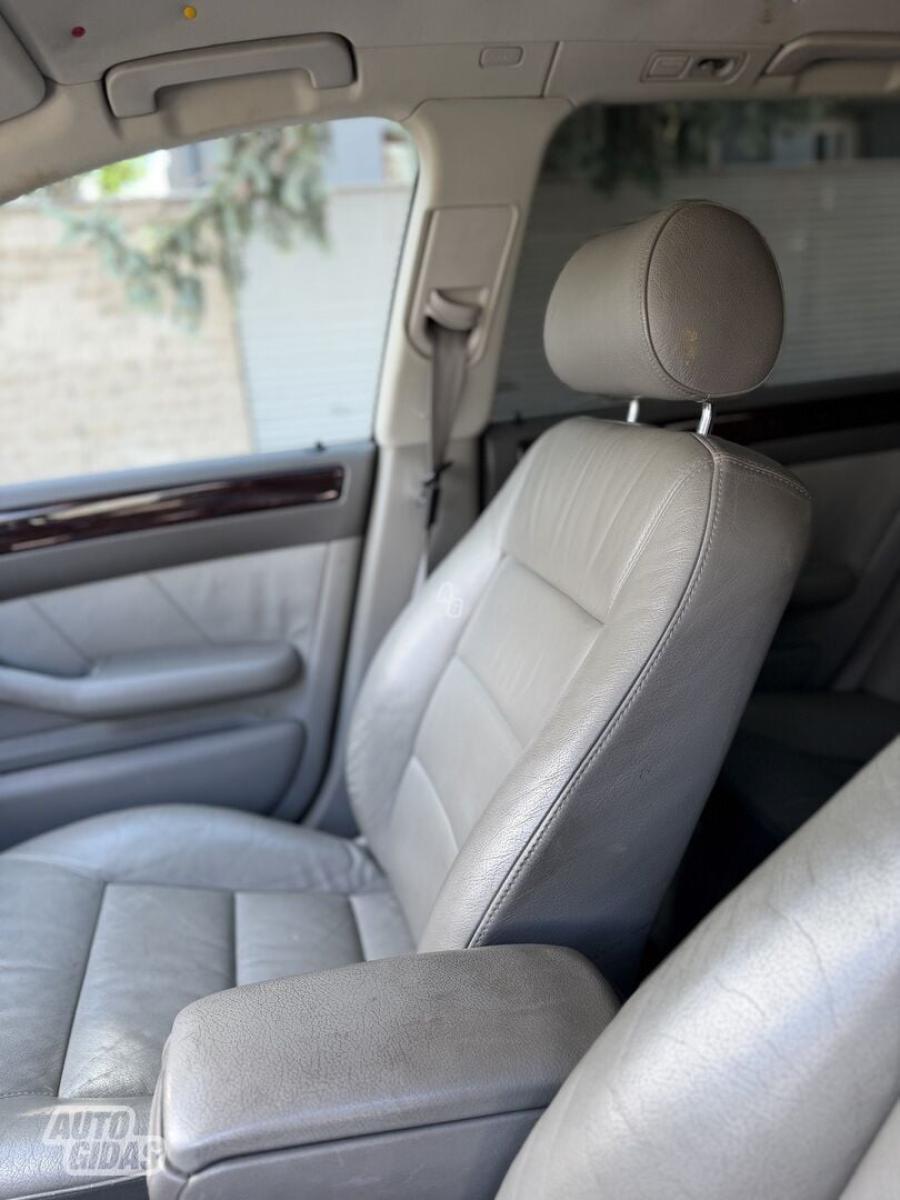 Zils Audi A6 2003 Kauņa, ar dzinēja tilpumu 2.50 L un nobraukumu 400 tūkst. km par 1200 €, foto 21 vietnē AUTOMOTO.COM.LV