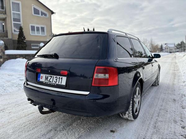 Blue Audi A6 2004 in Mazeikiai, with an engine capacity of 2.50 L and mileage of 420 thousand km for 1350 €, photo 5 on AUTOMOTO.COM.LV