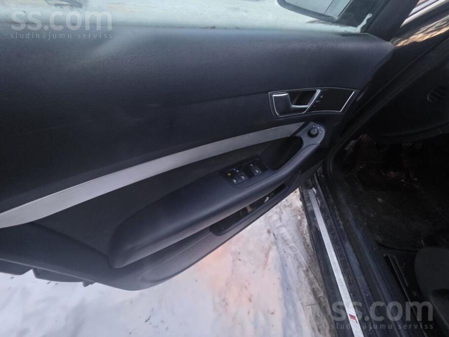 Blue Audi A6 2004 in Ogre, with an engine capacity of 2.40 L and mileage of 350 thousand km for 1399 €, photo 5 on AUTOMOTO.COM.LV