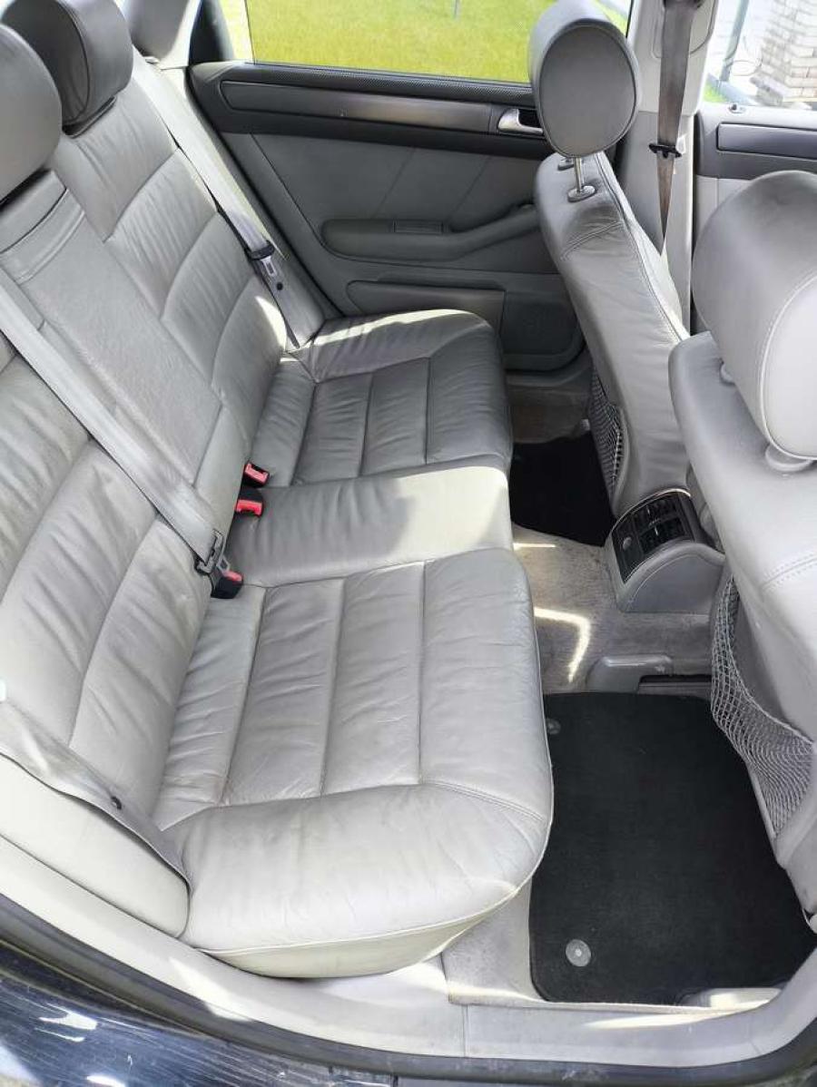 Blue Audi A6 2004 in Klaipeda, with an engine capacity of 2.50 L and mileage of 283 thousand km for 800 €, photo 8 on AUTOMOTO.COM.LV