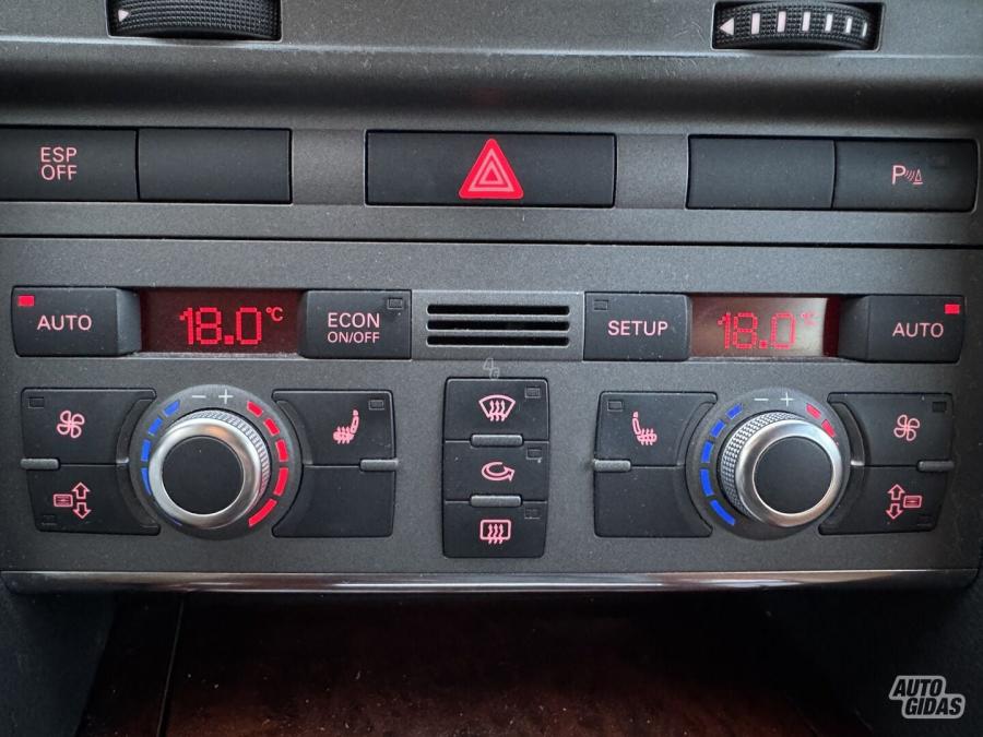 Blue Audi A6 2005 in Kaunas, with an engine capacity of 3.00 L and mileage of 326 thousand km for 2500 €, photo 19 on AUTOMOTO.COM.LV