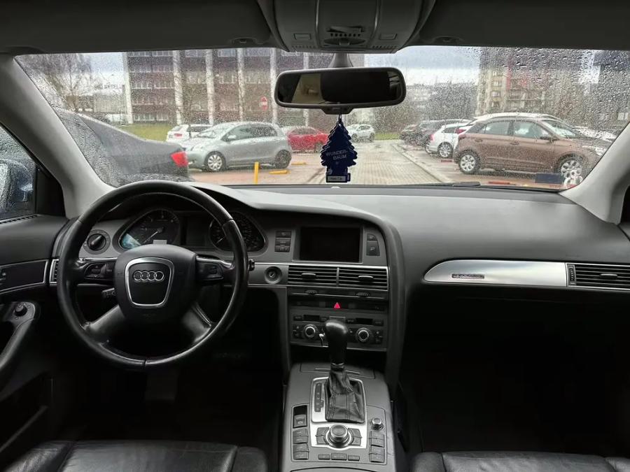 Blue Audi A6 2005 in Riga, with an engine capacity of 3.00 L and mileage of 384 thousand km for 2490 €, photo 8 on AUTOMOTO.COM.LV
