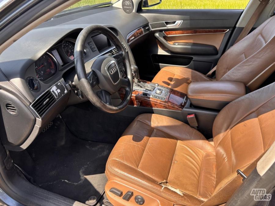 Zils Audi A6 2005 Kauņa, ar dzinēja tilpumu 2.70 L un nobraukumu 374 tūkst. km par 1900 €, foto 12 vietnē AUTOMOTO.COM.LV