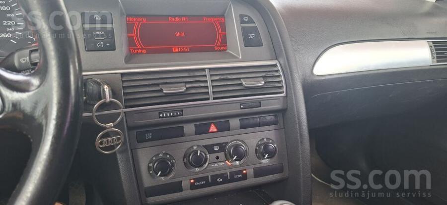 Zils Audi A6 2005 Daugavpils, ar dzinēja tilpumu 2.70 L un nobraukumu 440 tūkst. km par 1450 €, foto 17 vietnē AUTOMOTO.COM.LV