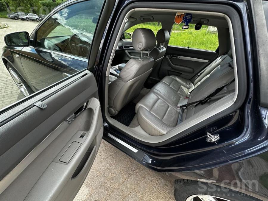 Zils Audi A6 2006 Daugavpils, ar dzinēja tilpumu 3.00 L un nobraukumu 484 tūkst. km par 3900 €, foto 15 vietnē AUTOMOTO.COM.LV