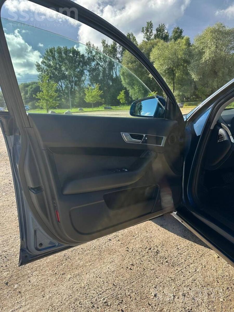 Blue Audi A6 2006 in Riga, with an engine capacity of 2.70 L and mileage of 340 thousand km for 2300 €, photo 19 on AUTOMOTO.COM.LV