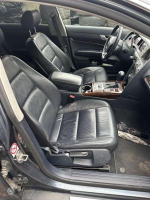 Blue Audi A6 2006 in Kaunas, with an engine capacity of 2.97 L and mileage of 400 thousand km for 1990 €, photo 10 on AUTOMOTO.COM.LV