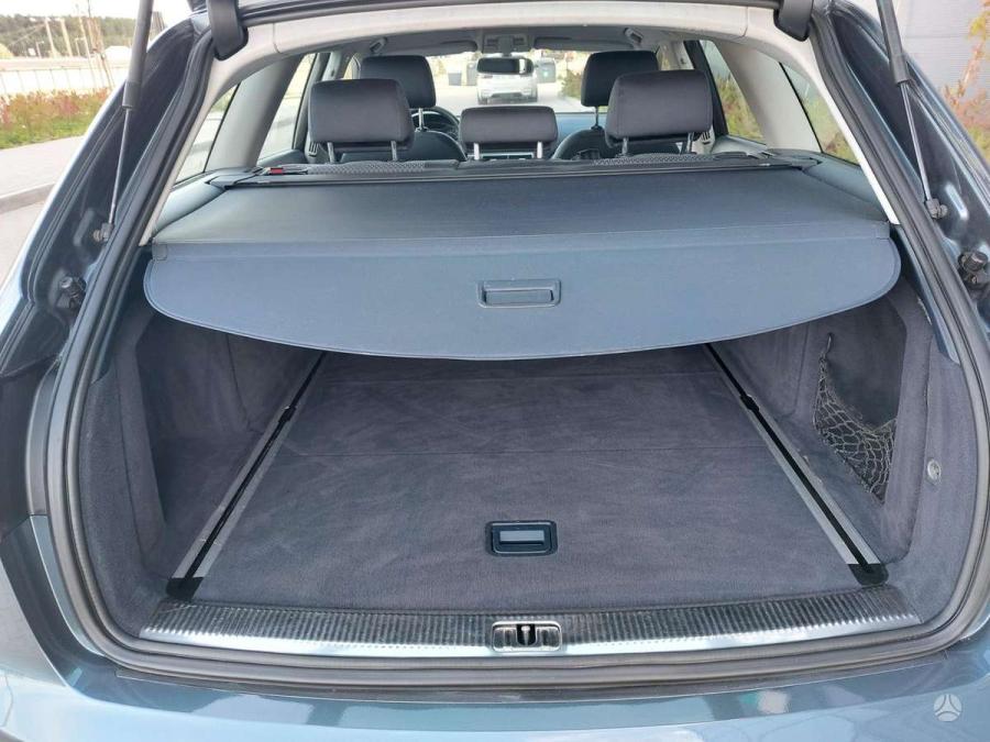 Zils Audi A6 2006 Viļņa, ar dzinēja tilpumu 1.97 L un nobraukumu 282 tūkst. km par 3450 €, foto 24 vietnē AUTOMOTO.COM.LV