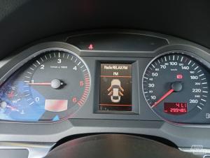 Zils Audi A6 2006 Viļņa, ar dzinēja tilpumu 2.00 L un nobraukumu 298 tūkst. km par 3450 €, foto 23 vietnē AUTOMOTO.COM.LV
