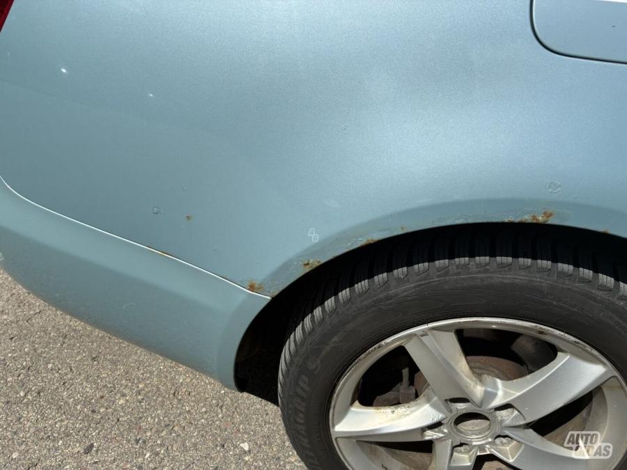 Blue Audi A6 2007 in Mazeikiai, with an engine capacity of 2.00 L and mileage of 591 thousand km for 1750 €, photo 12 on AUTOMOTO.COM.LV