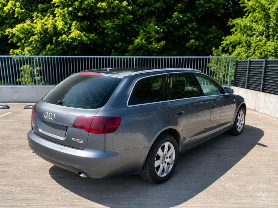 Blue Audi A6 2007 in Vilnius, with an engine capacity of 2.97 L and mileage of 321 thousand km for 2500 €, photo 5 on AUTOMOTO.COM.LV