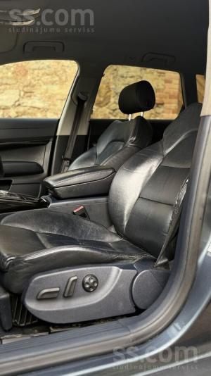 Blue Audi A6 2007 in Bauska, with an engine capacity of 3.00 L and mileage of 391 thousand km for 2999 €, photo 11 on AUTOMOTO.COM.LV
