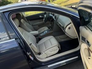 Blue Audi A6 2009 in Jurmala, with an engine capacity of 3.00 L and mileage of 336 thousand km for 5490 €, photo 10 on AUTOMOTO.COM.LV