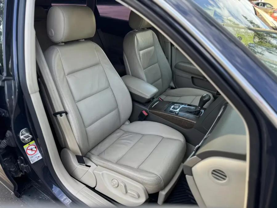 Blue Audi A6 2009 in Jurmala, with an engine capacity of 3.00 L and mileage of 336 thousand km for 5490 €, photo 12 on AUTOMOTO.COM.LV