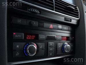 Blue Audi A6 2009 in Riga, with an engine capacity of 3.00 L and mileage of 340 thousand km for 4990 €, photo 21 on AUTOMOTO.COM.LV