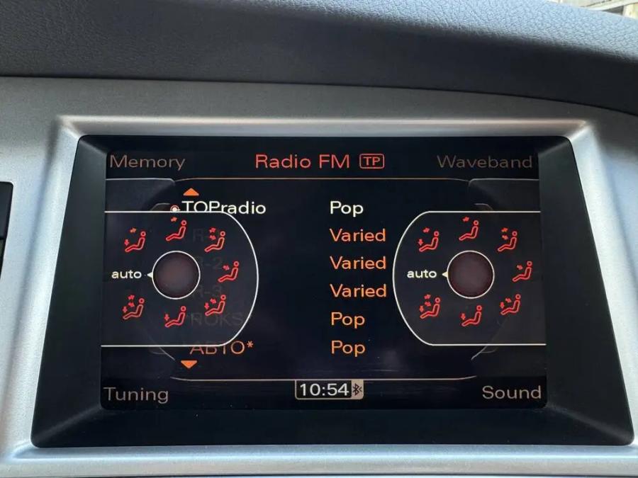 Blue Audi A6 2009 in Riga, with an engine capacity of 3.00 L and mileage of 340 thousand km for 4990 €, photo 20 on AUTOMOTO.COM.LV