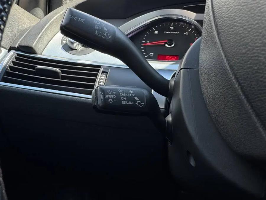 Blue Audi A6 2009 in Riga, with an engine capacity of 3.00 L and mileage of 340 thousand km for 4990 €, photo 25 on AUTOMOTO.COM.LV