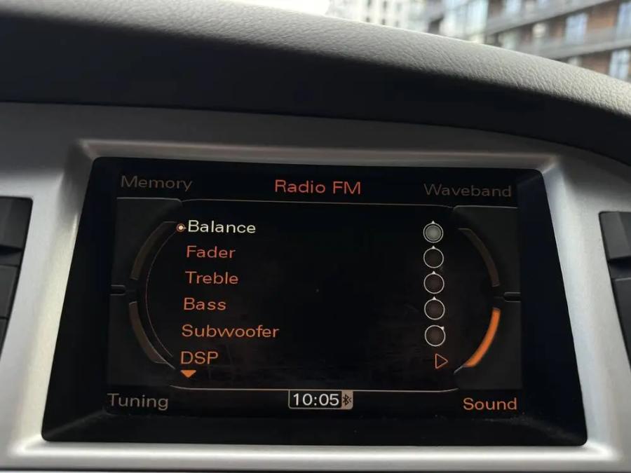Blue Audi A6 2011 in Riga, with an engine capacity of 3.00 L and mileage of 340 thousand km for 6390 €, photo 14 on AUTOMOTO.COM.LV