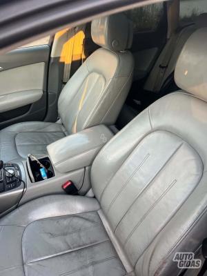 Blue Audi A6 2011 in Salcininkai, with an engine capacity of 3.00 L and mileage of 0 thousand km for 5500 €, photo 6 on AUTOMOTO.COM.LV