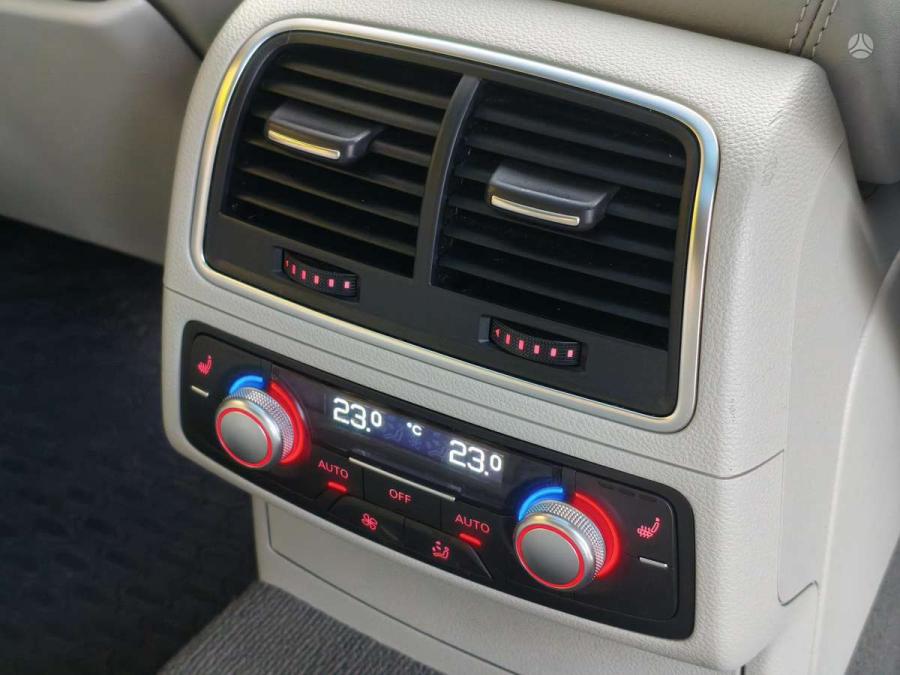 Blue Audi A6 2013 in Vilnius, with an engine capacity of 2.97 L and mileage of 290 thousand km for 11990 €, photo 20 on AUTOMOTO.COM.LV