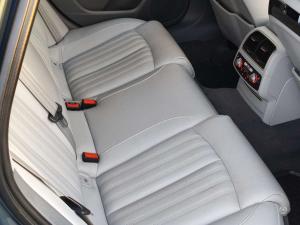 Blue Audi A6 2013 in Vilnius, with an engine capacity of 2.97 L and mileage of 290 thousand km for 11990 €, photo 21 on AUTOMOTO.COM.LV