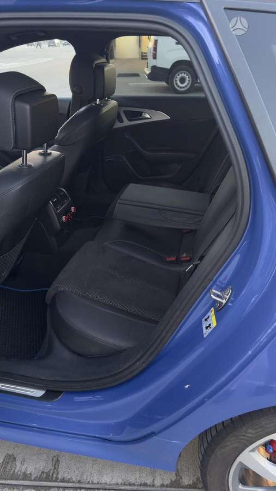Blue Audi A6 2013 in Vilnius, with an engine capacity of 2.97 L and mileage of 306 thousand km for 11750 €, photo 15 on AUTOMOTO.COM.LV