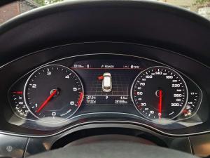 Zils Audi A6 2013 Marijampole, ar dzinēja tilpumu 3.00 L un nobraukumu 281 tūkst. km par 12300 €, foto 28 vietnē AUTOMOTO.COM.LV