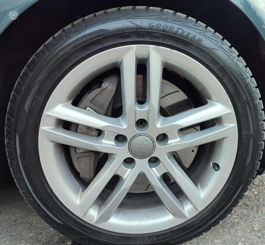 Zils Audi A6 2013 Marijampole, ar dzinēja tilpumu 3.00 L un nobraukumu 281 tūkst. km par 12300 €, foto 32 vietnē AUTOMOTO.COM.LV