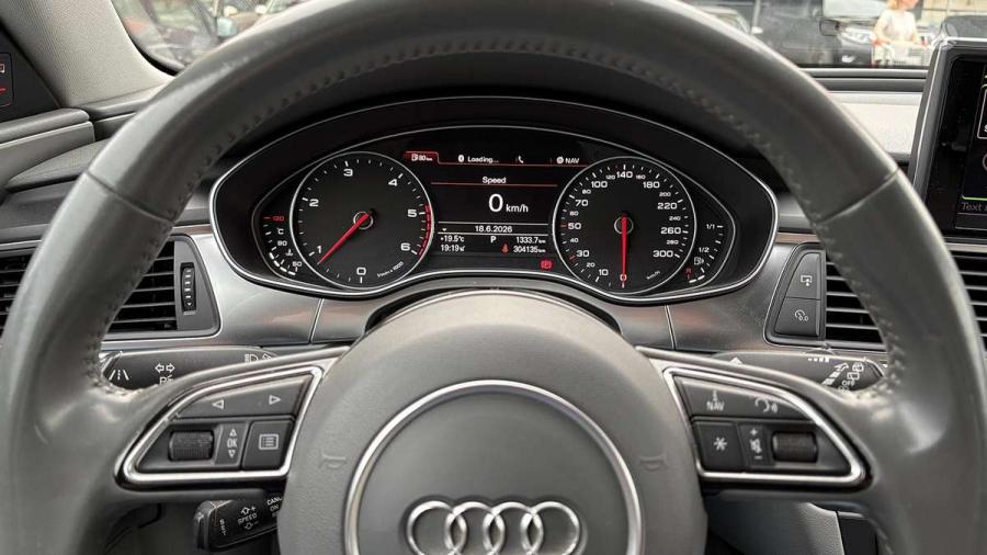 Blue Audi A6 2014 in Vilnius, with an engine capacity of 2.97 L and mileage of 305 thousand km for 12000 €, photo 9 on AUTOMOTO.COM.LV