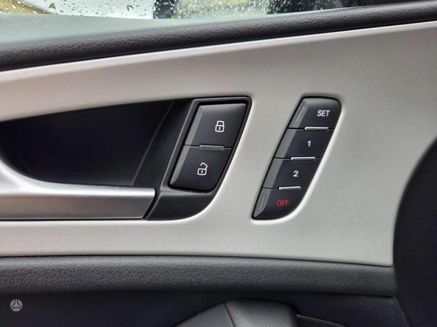 Blue Audi A6 2015 in Kaunas, with an engine capacity of 1.97 L and mileage of 271 thousand km for 14500 €, photo 19 on AUTOMOTO.COM.LV