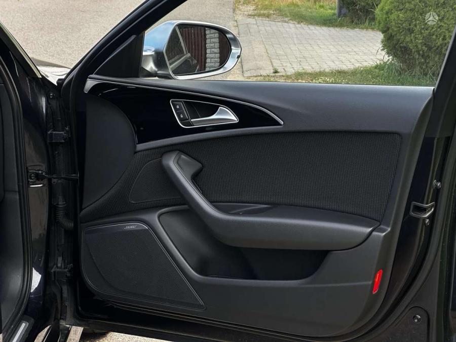 Blue Audi A6 2015 in Vilnius, with an engine capacity of 2.97 L and mileage of 220 thousand km for 17999 €, photo 25 on AUTOMOTO.COM.LV