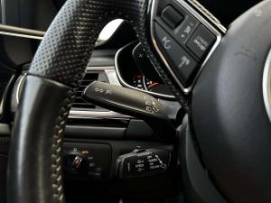 Blue Audi A6 2015 in Vilnius, with an engine capacity of 2.97 L and mileage of 220 thousand km for 17999 €, photo 67 on AUTOMOTO.COM.LV