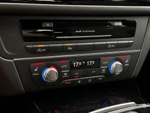 Blue Audi A6 2015 in Vilnius, with an engine capacity of 2.97 L and mileage of 220 thousand km for 17999 €, photo 101 on AUTOMOTO.COM.LV