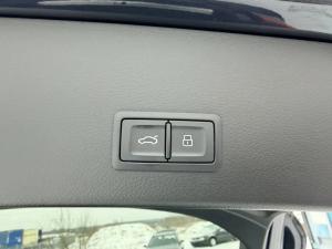 Zils Audi A6 2016 Rīga, ar dzinēja tilpumu 2.00 L un nobraukumu 266 tūkst. km par 14995 €, foto 7 vietnē AUTOMOTO.COM.LV