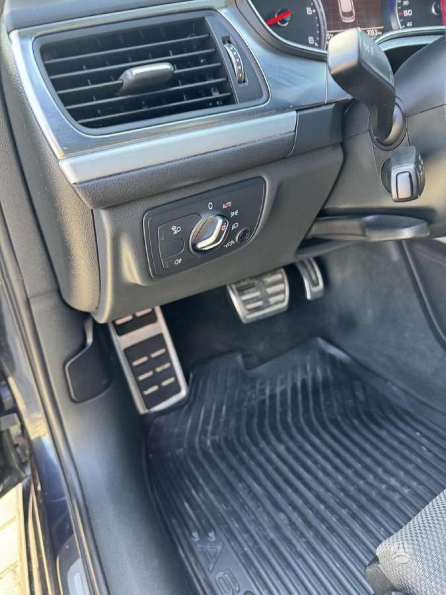 Zils Audi A6 2017 Kauņa, ar dzinēja tilpumu 1.97 L un nobraukumu 289 tūkst. km par 13250 €, foto 24 vietnē AUTOMOTO.COM.LV
