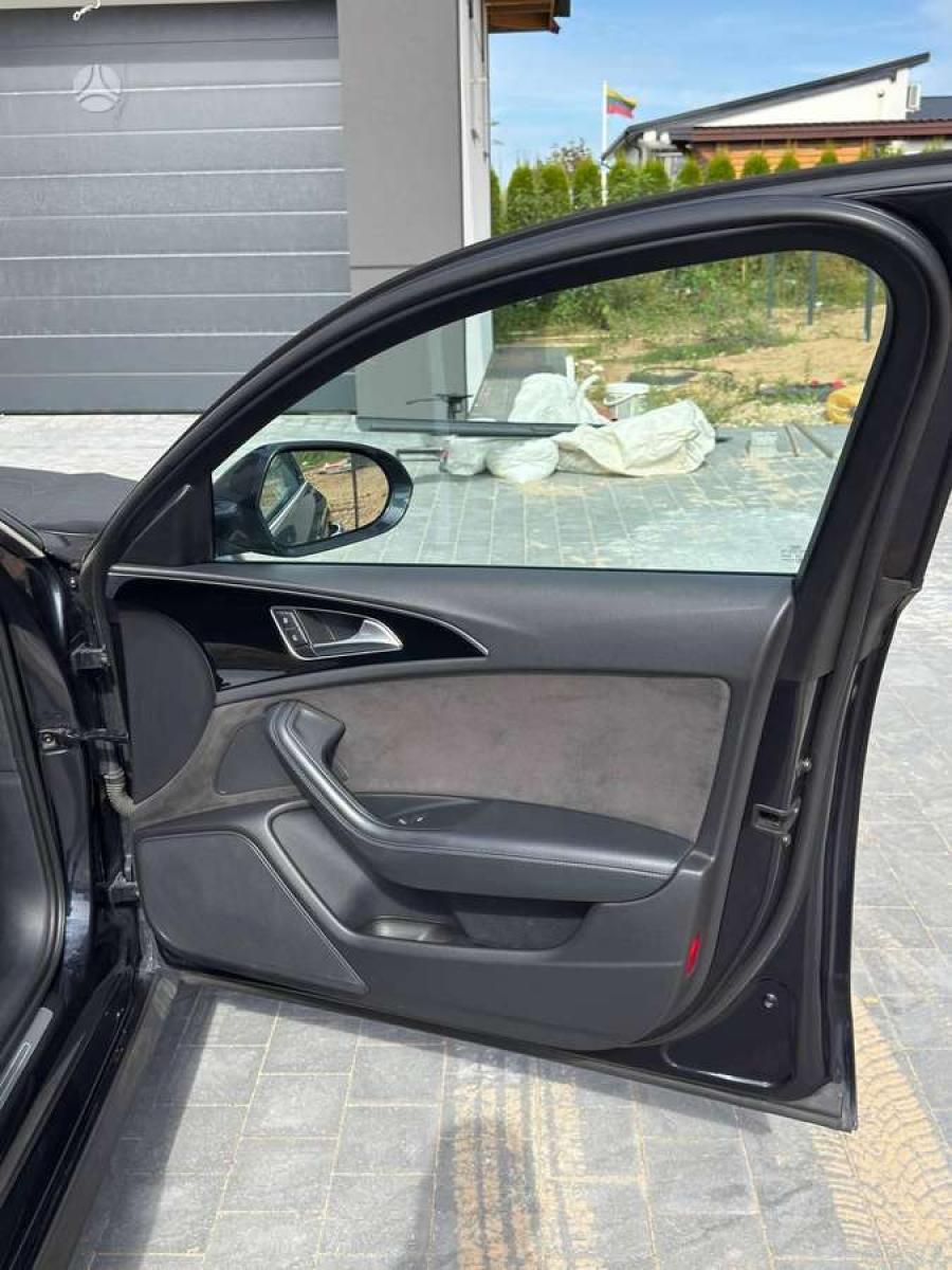 Blue Audi A6 2017 in Vilnius, with an engine capacity of 2.97 L and mileage of 320 thousand km for 15200 €, photo 12 on AUTOMOTO.COM.LV