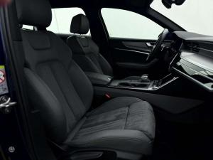 Blue Audi A6 2019 in Vilnius, with an engine capacity of 1.97 L and mileage of 106 thousand km for 25990 €, photo 16 on AUTOMOTO.COM.LV