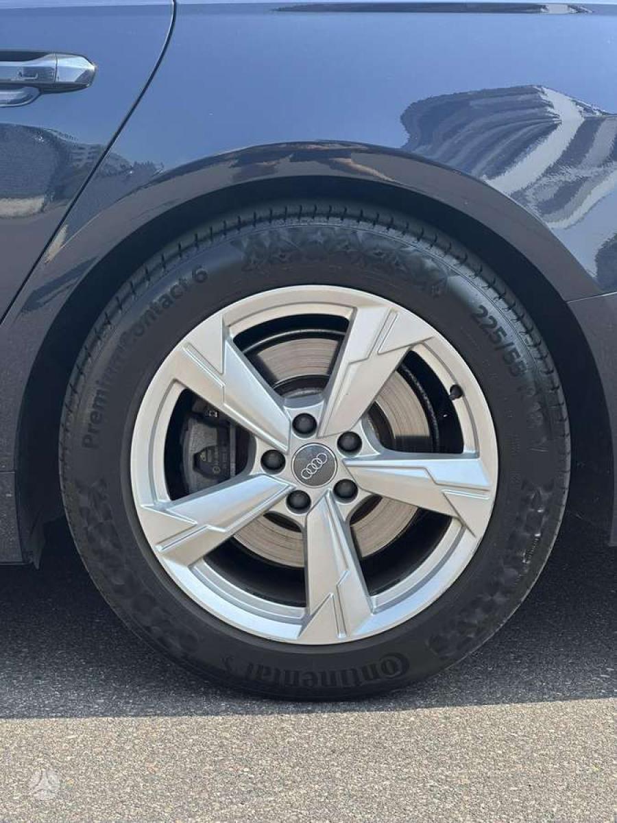 Blue Audi A6 2019 in Vilnius, with an engine capacity of 3.00 L and mileage of 114 thousand km for 21900 €, photo 16 on AUTOMOTO.COM.LV