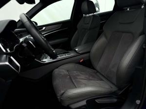 Blue Audi A6 2019 in Vilnius, with an engine capacity of 1.97 L and mileage of 106 thousand km for 25990 €, photo 11 on AUTOMOTO.COM.LV