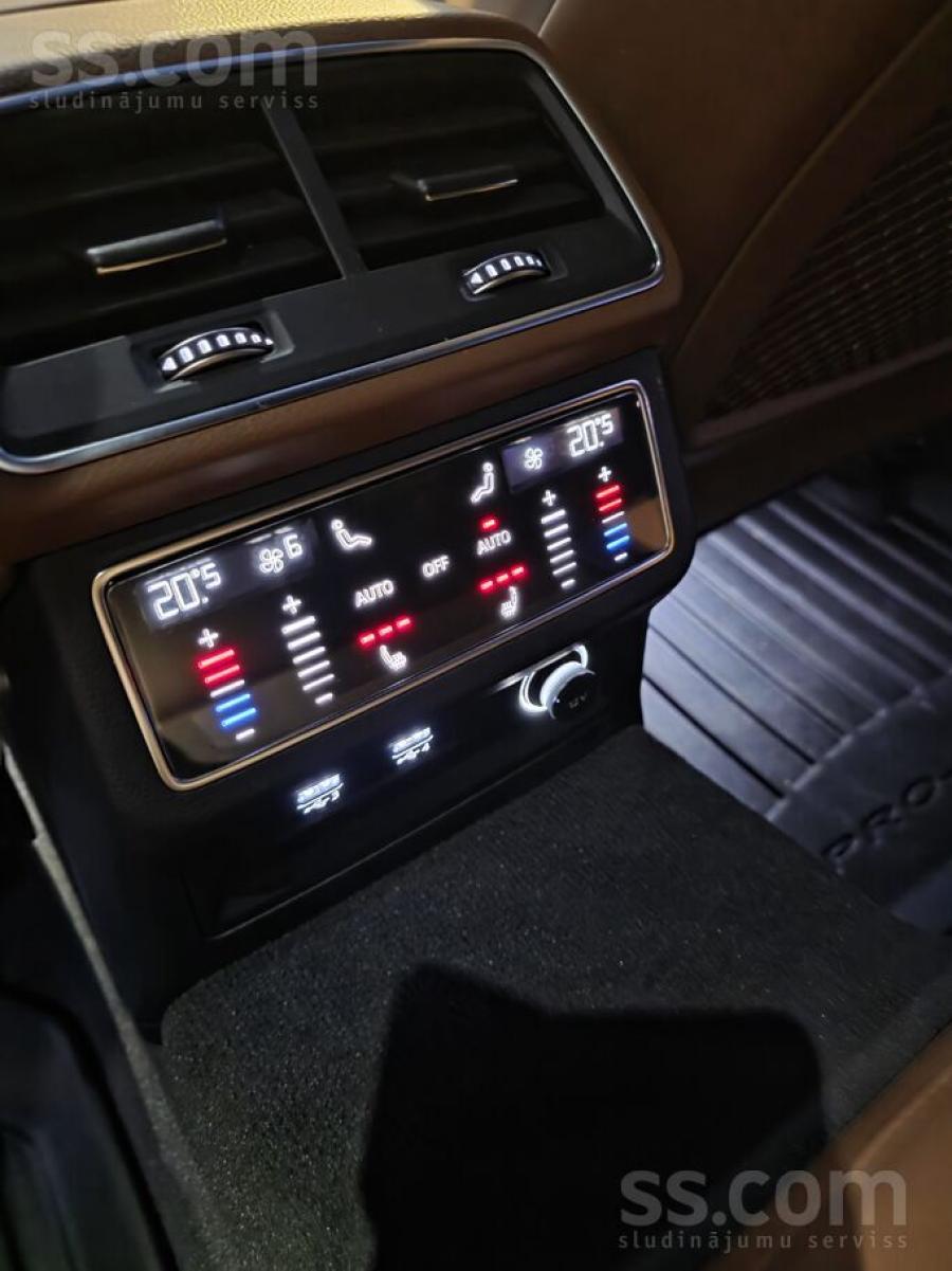 Zils Audi A6 2019 Rīga, ar dzinēja tilpumu 3.00 L un nobraukumu 196 tūkst. km par 32500 €, foto 16 vietnē AUTOMOTO.COM.LV