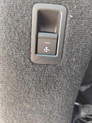 Zils Audi A6 2021 Tauragė, ar dzinēja tilpumu 3.00 L un nobraukumu 240 tūkst. km par 19999 €, foto 22 vietnē AUTOMOTO.COM.LV