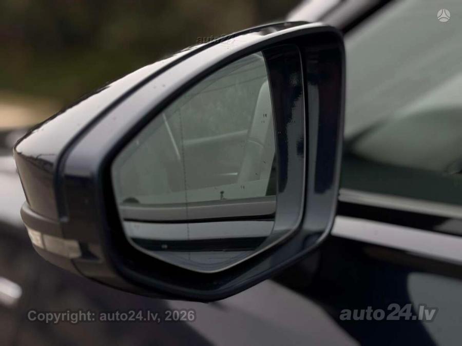 Blue Audi A6 2021 in Tallinn, with an engine capacity of 3.00 L and mileage of 167 thousand km for 31999 €, photo 20 on AUTOMOTO.COM.LV