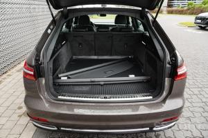 Brūns Audi A6 2020 Rīga, ar dzinēja tilpumu 3.00 L un nobraukumu 134 tūkst. km par 28500 €, foto 29 vietnē AUTOMOTO.COM.LV