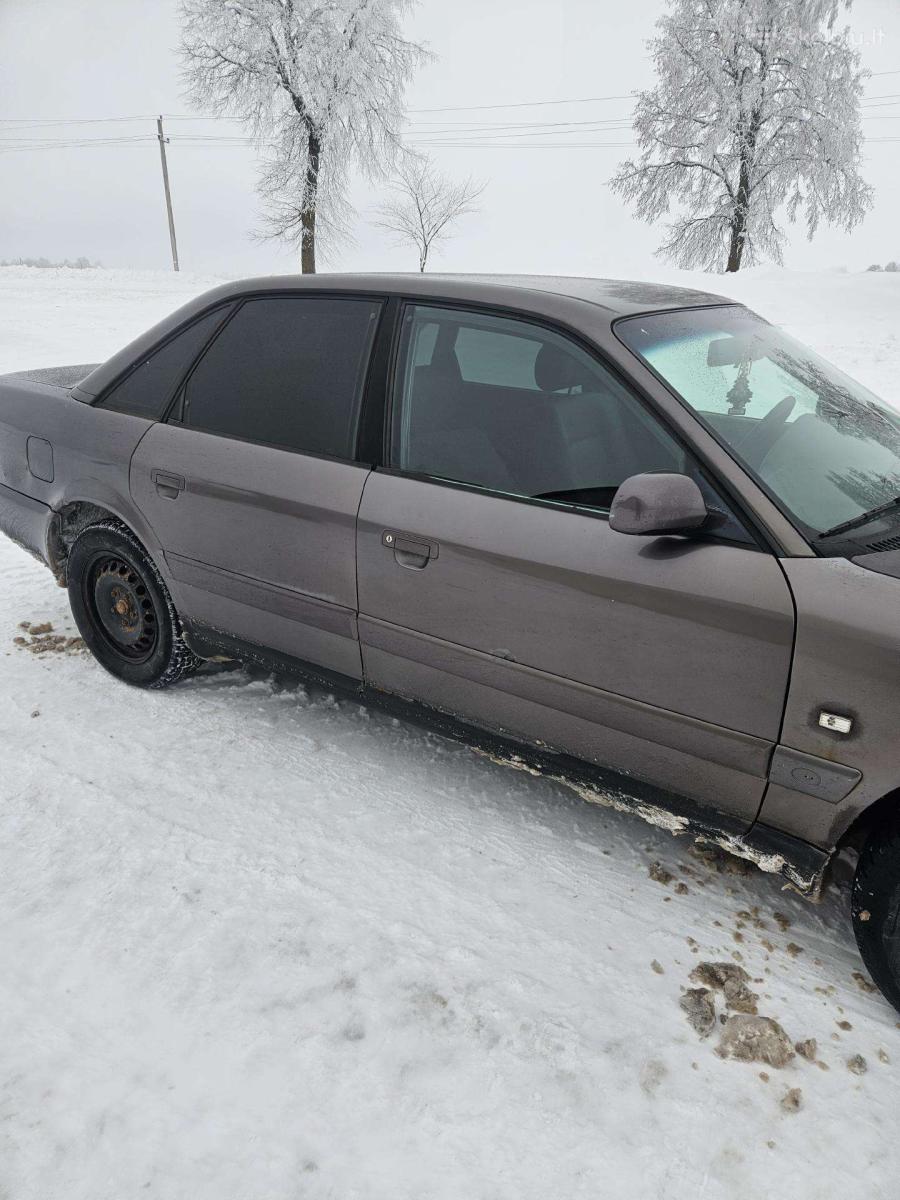 Brūns Audi A6 1995 Raseiniai, ar dzinēja tilpumu 2.50 L un nobraukumu 5 tūkst. km par 999 €, foto 2 vietnē AUTOMOTO.COM.LV