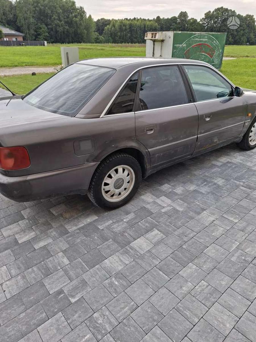 Brown Audi A6 1996 in Gargzdai, with an engine capacity of 2.46 L and mileage of 513 thousand km for 550 €, photo 4 on AUTOMOTO.COM.LV