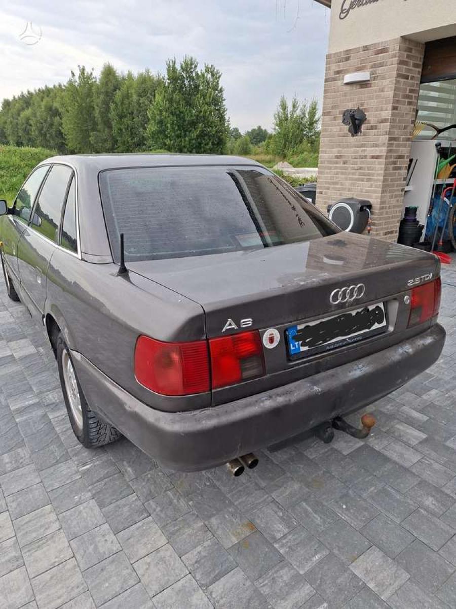 Brown Audi A6 1996 in Gargzdai, with an engine capacity of 2.46 L and mileage of 513 thousand km for 550 €, photo 5 on AUTOMOTO.COM.LV